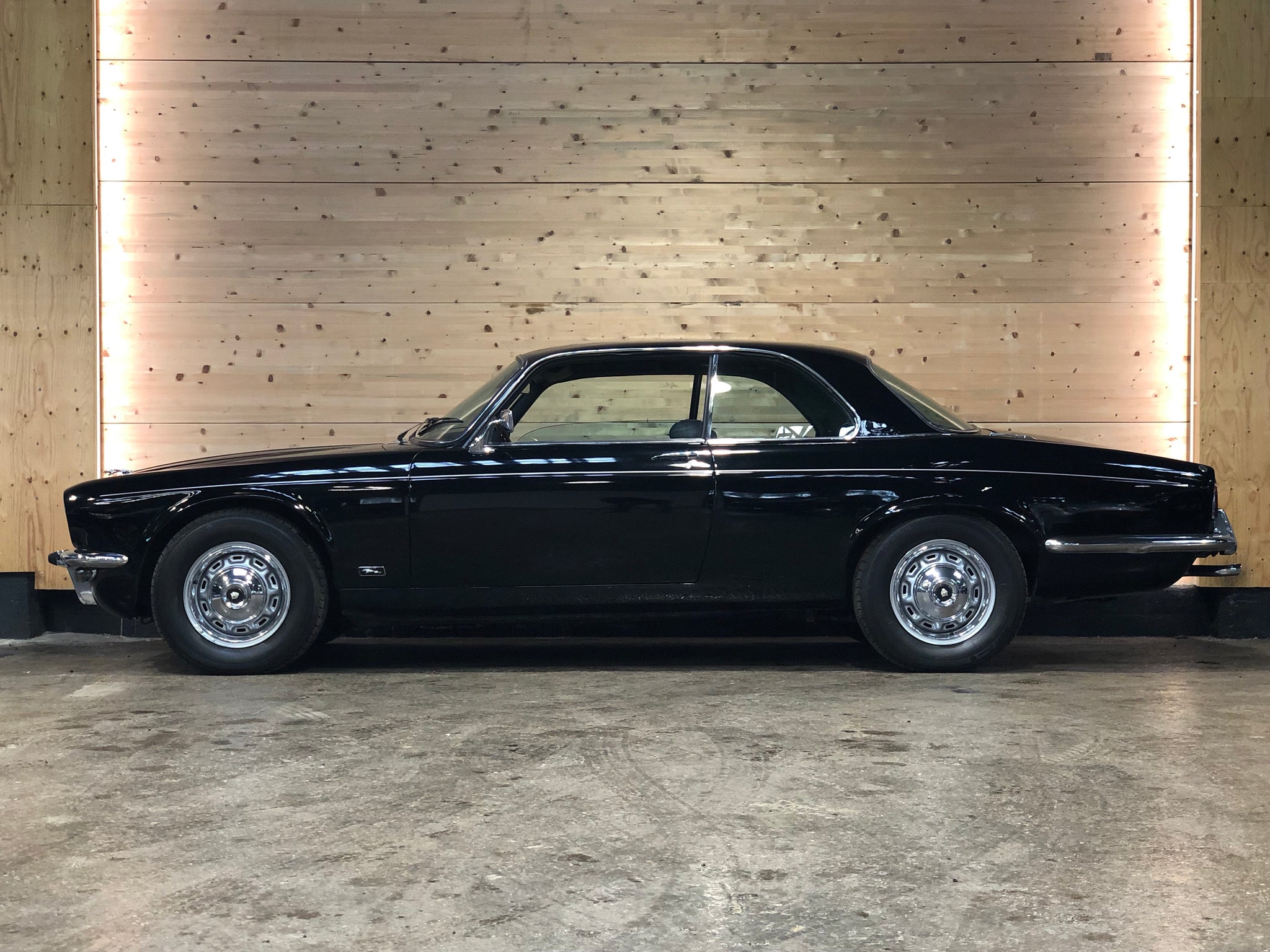 Jaguar XJ 4.2C